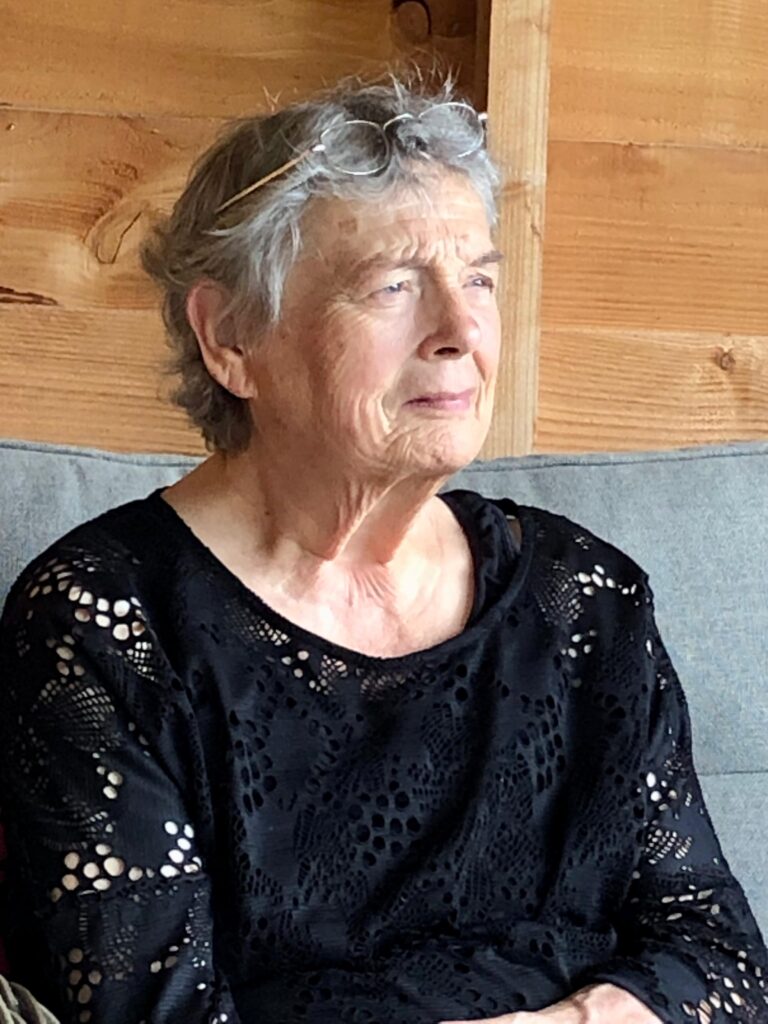 Hanny van Hoof-van Dalen: 18 jun 1946 – 11 jun 2025 - Kerkgenootschap ...